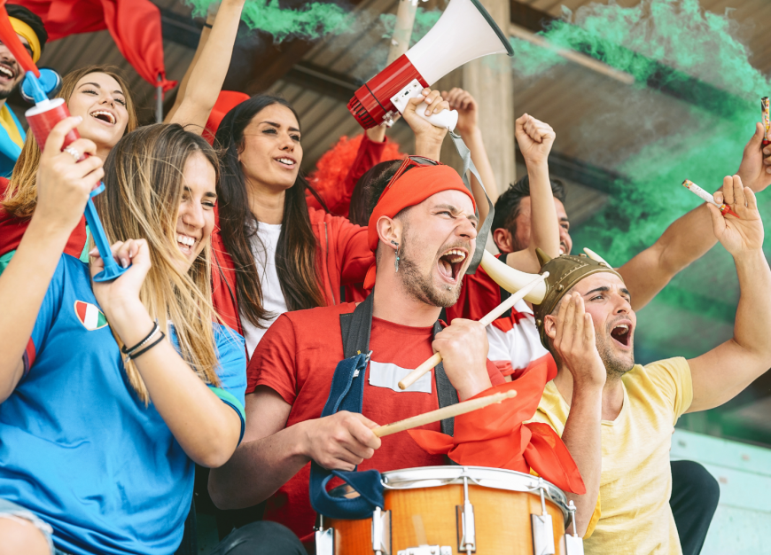 Photographing Crowds Successfully: What You Need to Know | EyeQ